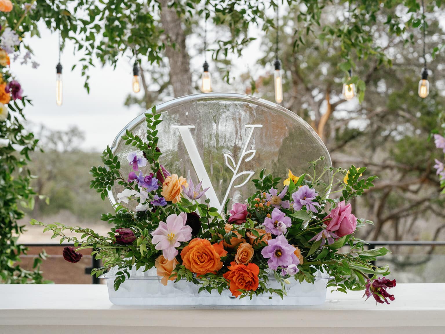 Wedding Ice Sculptures to Inspire Your Spring Wedding – Full Spectrum ...