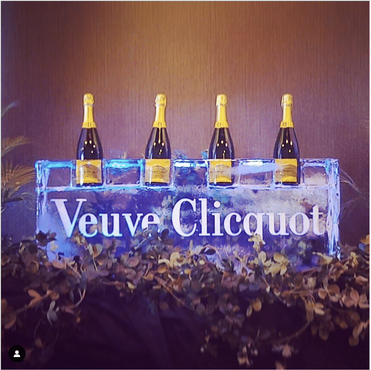 The Coolest Ice Sculptures to Dress Up Your Holiday Party – Full ...