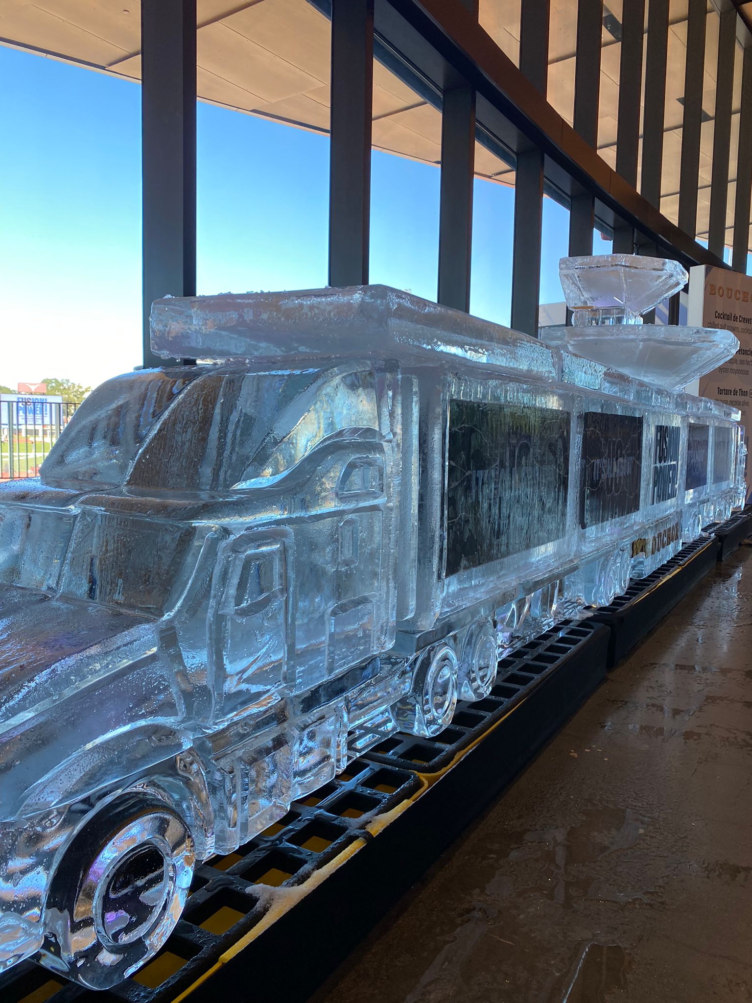 2023 Recap: Breaking Down the Coolest Ice Sculptures of the Year – Full ...